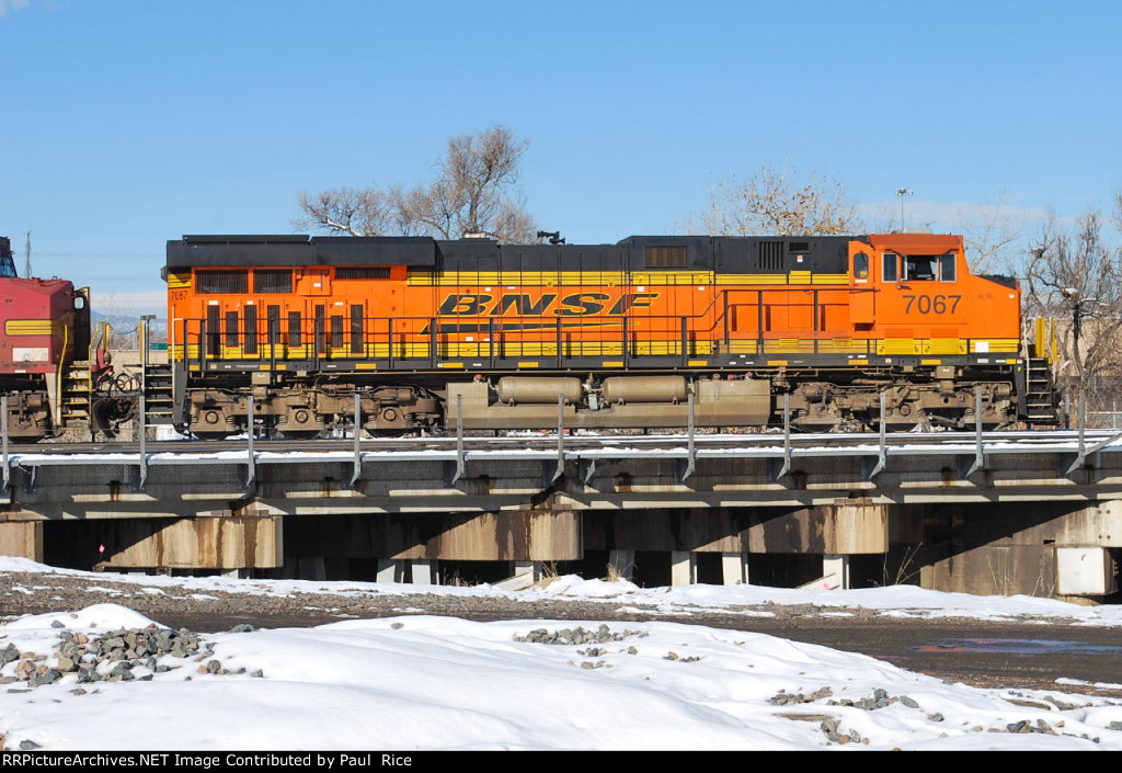 BNSF 7067